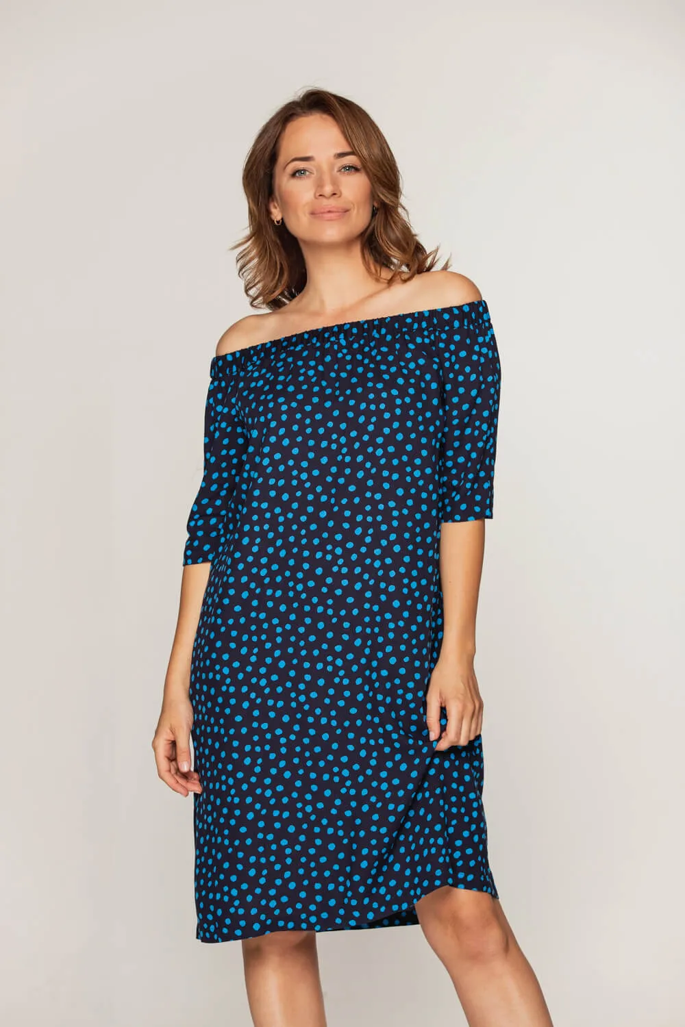 Sukienki damskie eleganckie - polski producent Vito Vergelis - wiosna 2022